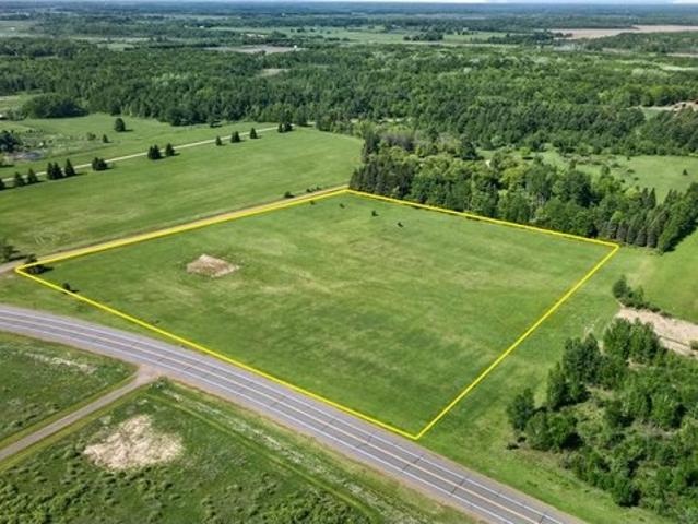 Dahl Rd, Hinckley, MN 55037