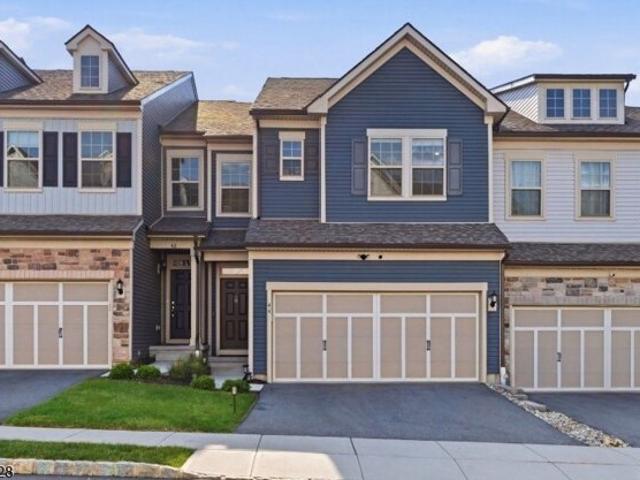 Dahlia Dr, Warren Twp, Home For Sale