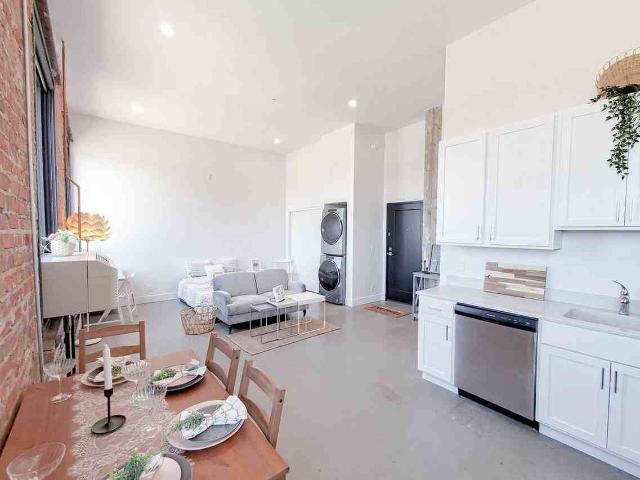 Dahlman Flats 1 Bedroom Apartment for Rent at 1311 S 9th St, Omaha, NE 68108 Little Italy