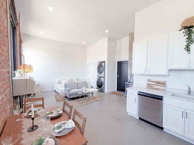 Dahlman Flats 1 Bedroom Apartment for Rent at 1311 S 9th St, Omaha, NE 68108 Little Italy