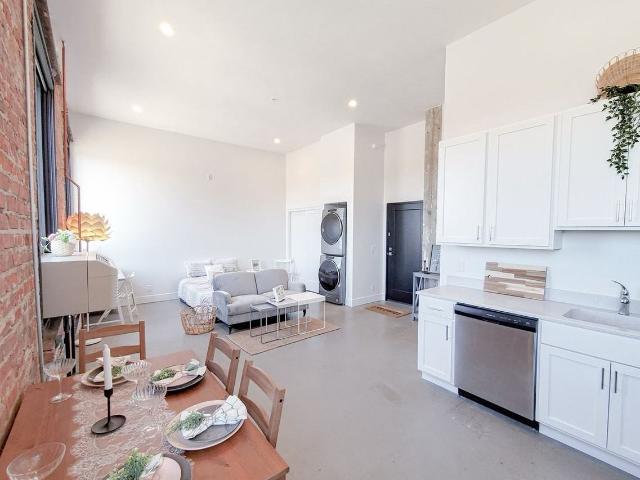 Dahlman Flats 1 Bedroom Apartment for Rent at 1311 S 9th St, Omaha, NE 68108 Little Italy
