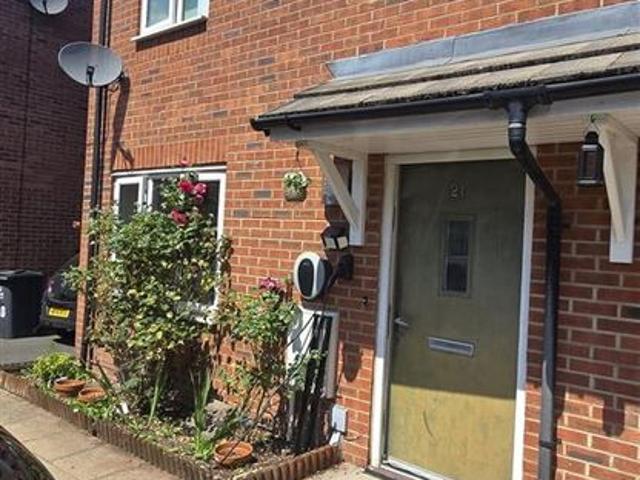 Dairy Close, Walsall WS1, 3 bed semi detached house to rent, £1,200 pcm | PrimeLocation