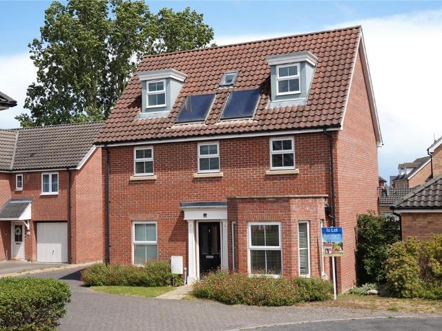 Dairy Drive, Beck Row, Bury St. 6 bed detached house to rent £2,350 pcm £542 pw
