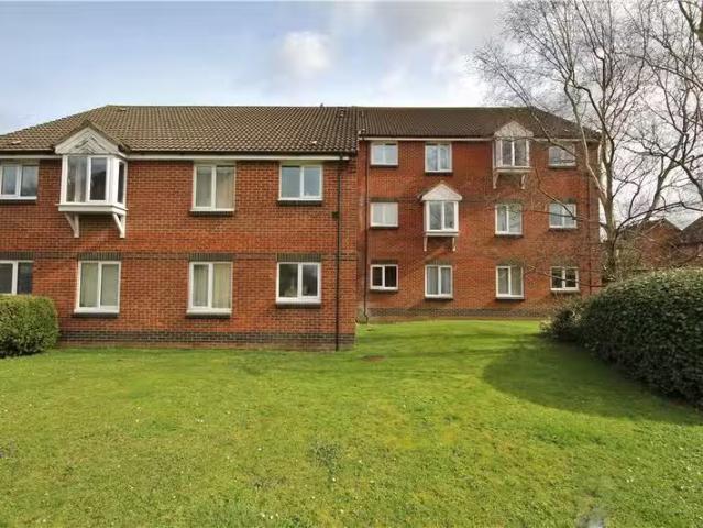 Dairymans Walk, Guildford, Surrey, GU4 7FE