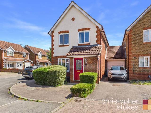 Dairyglen Avenue, Cheshunt, Hertfordshire EN8, 3 bed link detached house to rent, £2,100 pcm | PrimeLocation