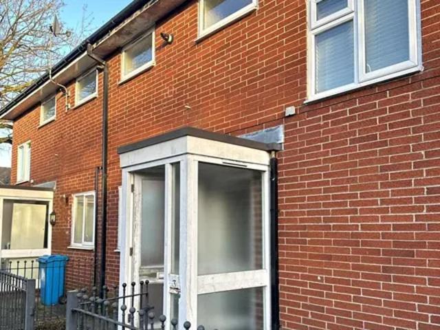 Daisy Bank, Manchester, M40 1WY, United Kingdom | 2 bed townhouse for rent #139333306 | Rentberry