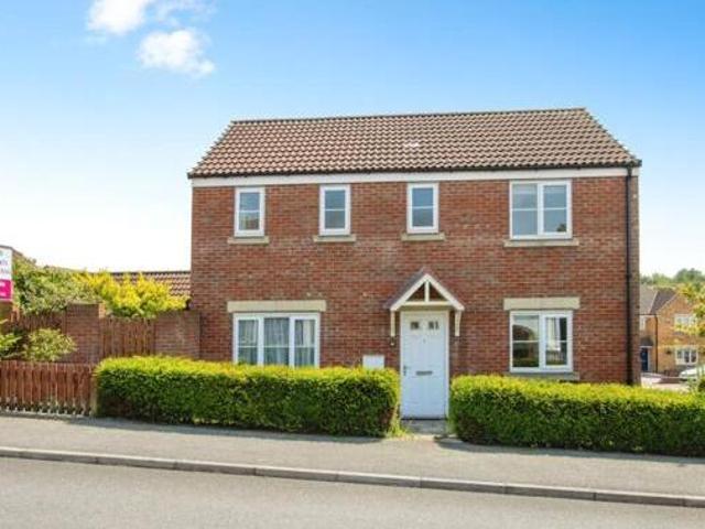 Daisy Hill, Morley, 3 Bedroom Detached