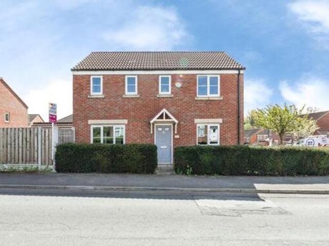 Daisy Hill, Morley, 3 Bedroom Detached