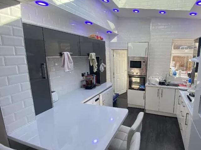 Daisy Road, Birmingham, B16 9DZ, United Kingdom | Room for rent #124346988 | Rentberry
