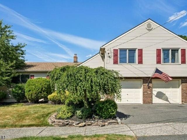 Daka Ct, Bloomfield, Home For Sale
