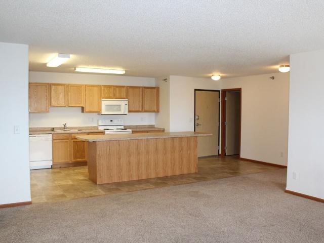 Dakota Creek Apartments 3 Bedroom Apartment for Rent at 1820 Dakota Dr N, Fargo, ND 58102 NDSU