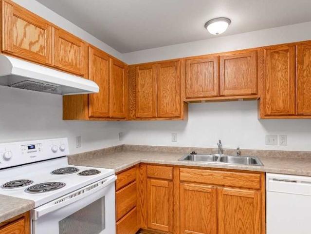 Dakota Point 2 Bedroom Apartment for Rent at 25 7th Avenue Southeast, Stanley, ND 58784