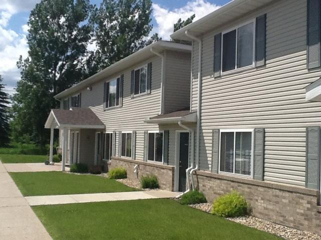 Dakota's Edge Townhomes 3 Bedroom Apartment for Rent at 902 8th Ave S, Wahpeton, ND 58075