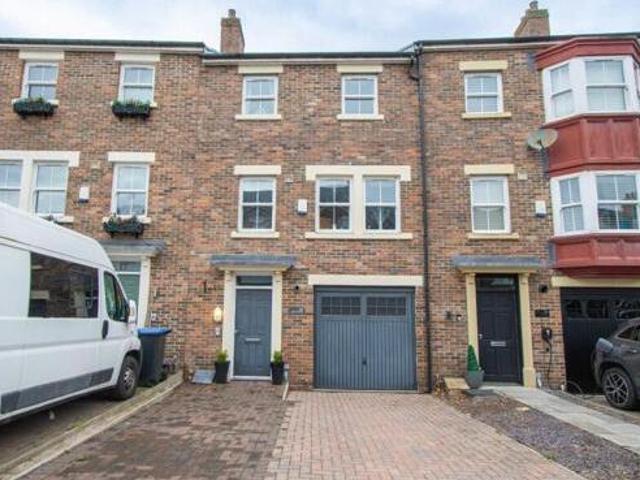 Dalton Crescent, Merryoaks, 4 Bedroom Town