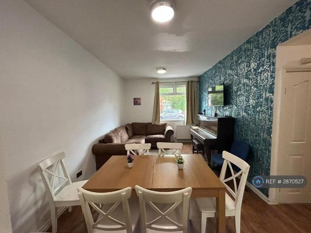 Dalton Avenue, Manchester, M14 4 bed end of terrace house to rent £1,850 pcm £427 pw