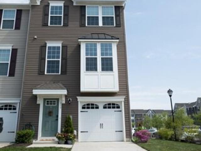 Dalton Dr, Woolwich Township, Home For Sale