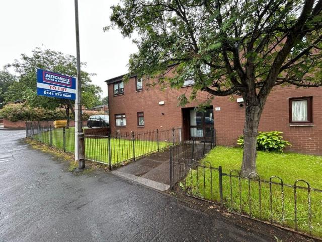 Dalveen Street, Shetleston, Glasgow G32, 1 bed flat to rent, £795 pcm | PrimeLocation