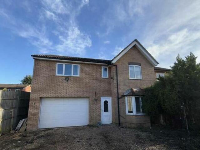 Dale Close, Wellingborough, 4 Bedroom Semi detached