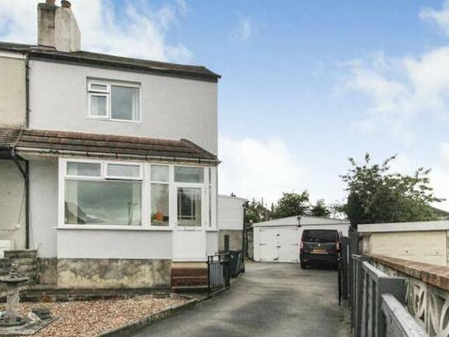 Dale Grove, Bradford, 2 Bedroom Semi detached