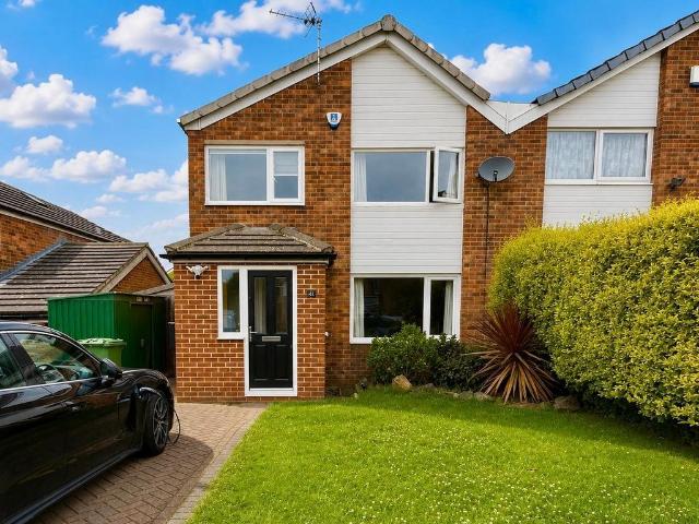Dale Park Avenue, Leeds, West. 3 bed semi detached house to rent £1,550 pcm £358 pw