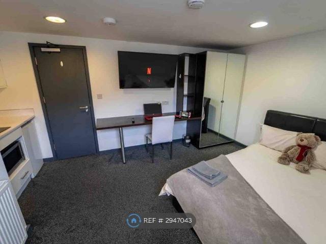 Dale Road, Birmingham B29, Studio to rent, £900 pcm | PrimeLocation