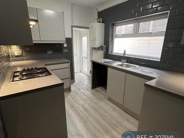 Dale Street, Chatham, ME4 3 bed terraced house to rent £1,390 pcm £321 pw