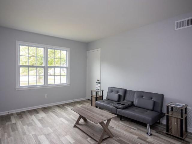 Dalecrest Place 1 Bedroom Apartment for Rent at 3200 Dalecrest Dr, Charlotte, NC 28269 Derita Statesville