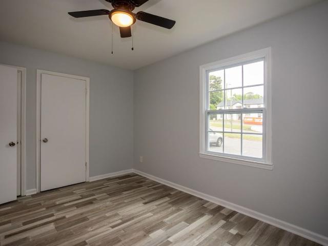 Dalecrest Place 2 Bedroom Apartment for Rent at 3200 Dalecrest Dr, Charlotte, NC 28269 Derita Statesville