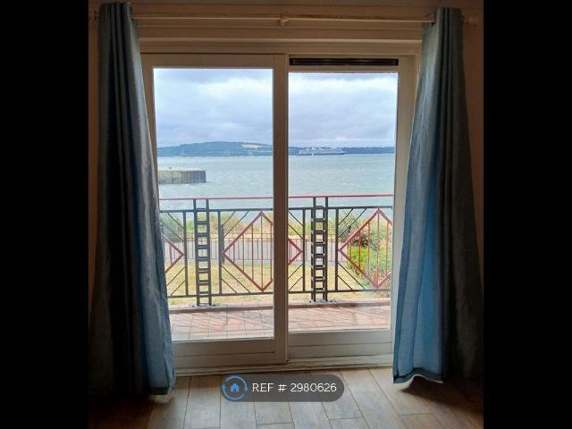 Dalgety Bay, Dunfermline KY11, 2 bed flat to rent, £1,100 pcm | PrimeLocation