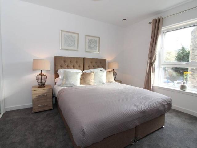 Dalgety Road, Edinburgh EH7, 2 bed flat to rent, £1,700 pcm | PrimeLocation