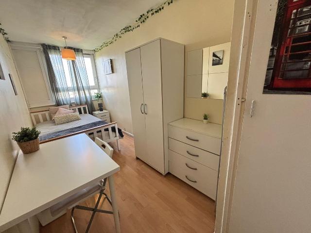 Daling Way, London E3, Room to rent, £737 pcm | PrimeLocation