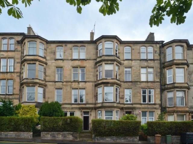 Dalkeith Road, Newington, Edinburgh. 5 bed flat to rent £4,215 pcm £973 pw