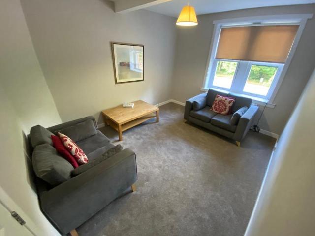 Dalkeith Road, Edinburgh, EH16 4 bed flat to rent £2,600 pcm £600 pw