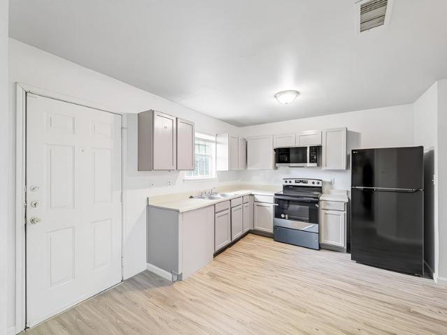 Dallas House. Newlyrenovated & comfy