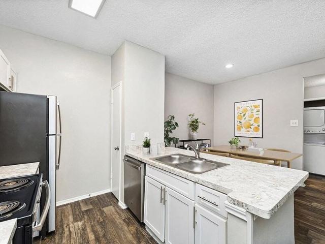 Dallas North Park 1 Bedroom Apartment for Rent at 18800 Lina St, Dallas, TX 75287