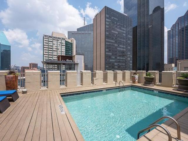 Dallas TX 75201 77371940