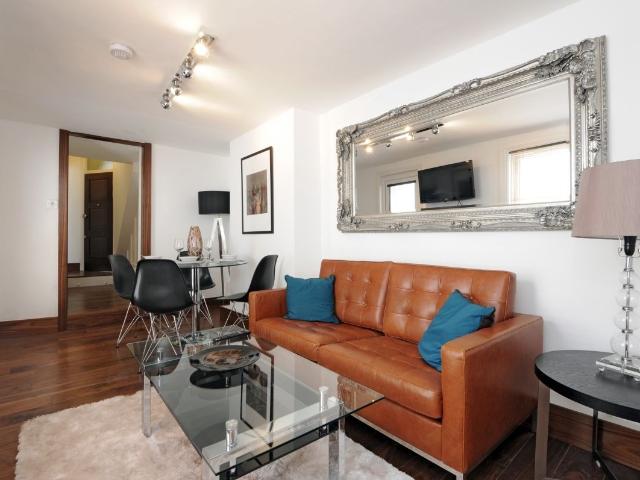 Dalling Road, Hammersmith, London W6, 2 bed flat to rent, £2,700 pcm | PrimeLocation