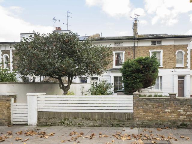 Dalling Road, Hammersmith W6, 2 bed flat to rent, £2,500 pcm | PrimeLocation