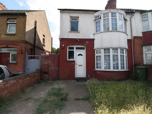 Dallow Road, Luton LU1, Room to rent, £750 pcm | PrimeLocation