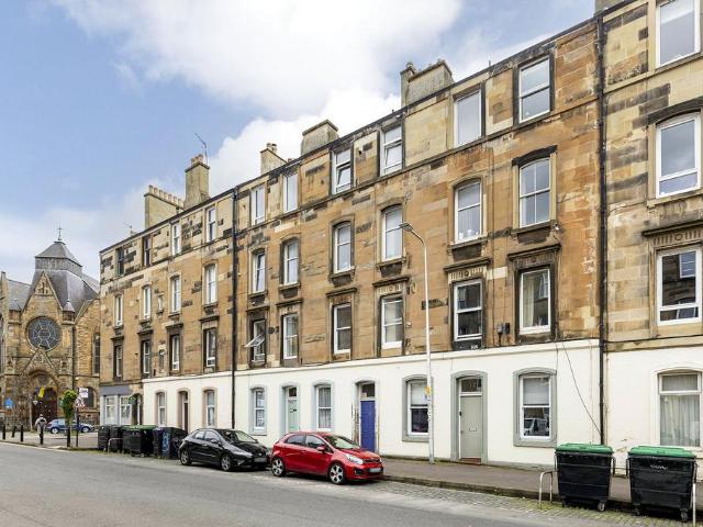 Dalmeny Street, Edinburgh 2 bed apartment to rent £1,550 pcm £358 pw