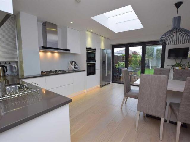 Dalston Gardens, Stanmore 2 bed semi detached house to rent £2,350 pcm £542 pw