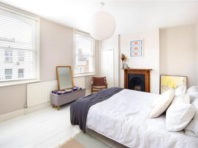 Dalston Lane, London E8, 2 bed shared accommodation to rent, £1,100 pcm | PrimeLocation