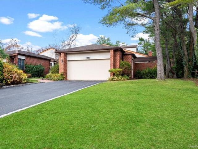Darters Ln, Manhasset, Condo For Sale