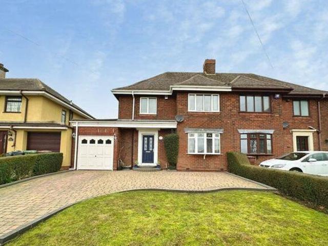 Dartmouth Avenue, Walsall, 3 Bedroom Semi detached