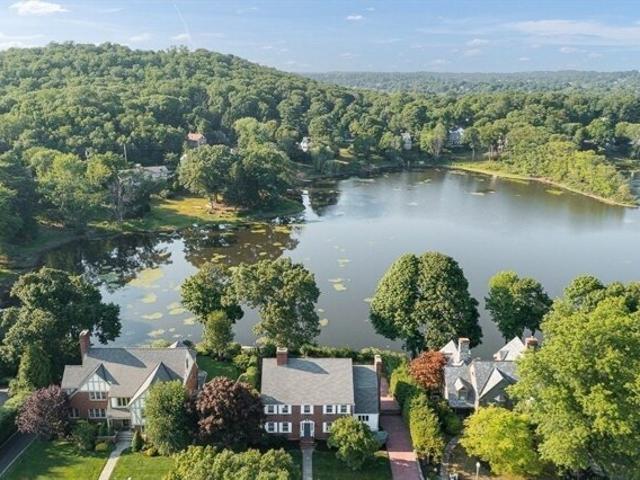 Dartmouth St, Winchester, Home For Sale