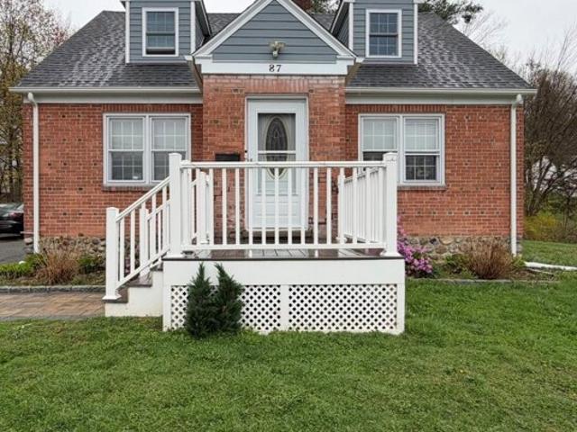 Dartmouth St, Torrington, Home For Sale