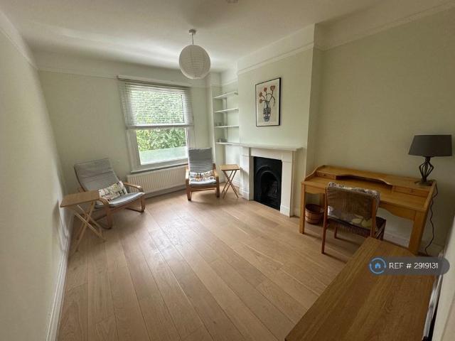 Dartmouth Park Hill, London, NW5 1 bed flat to rent £2,000 pcm £462 pw