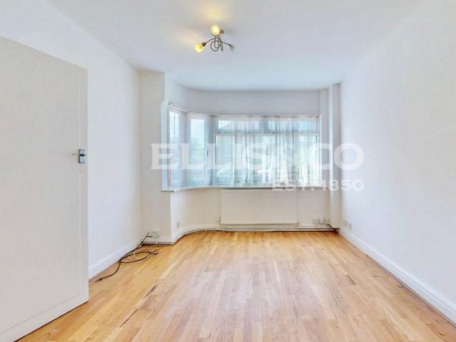 Dartmouth Road, HA4, Ruislip