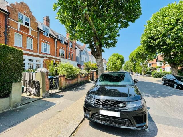 Dartmouth Road, London NW2, Studio to rent, £1,480 pcm | PrimeLocation