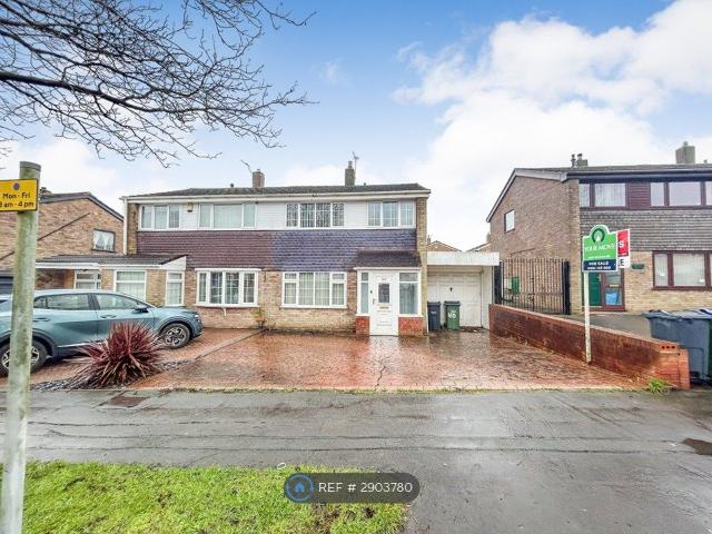 Darbys Hill Road, Oldbury B69, 3 bed semi detached house to rent, £1,200 pcm | PrimeLocation